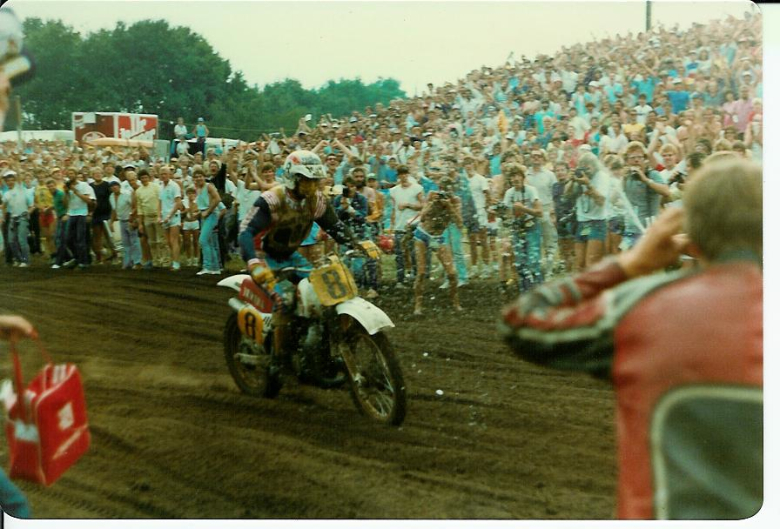 My favorite pics of Swedish MX legend and 2X World Champ Hakan ...