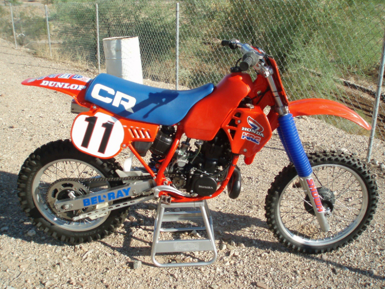 My 30 year reunion with a 1983 Honda CR250R - Old School Moto ...