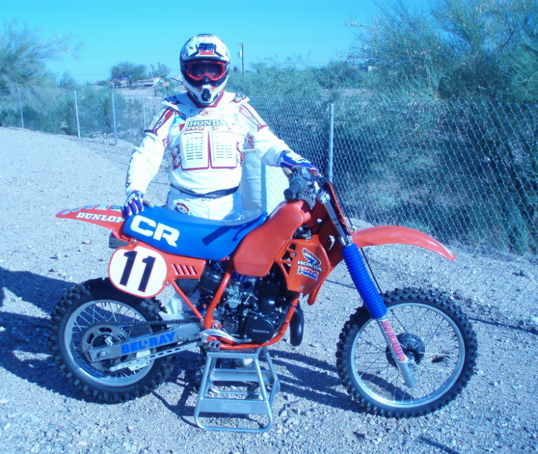 My 30 year reunion with a 1983 Honda CR250R - Old School Moto ...