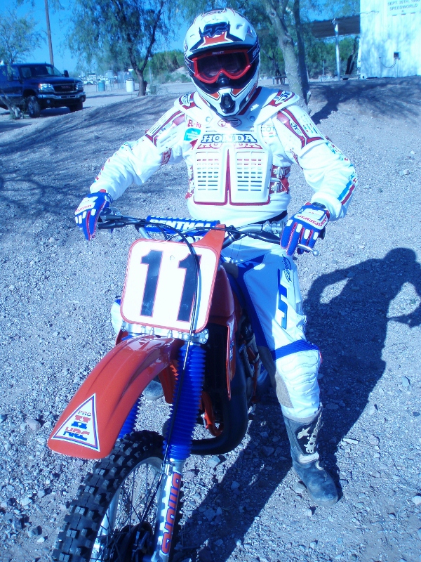 My 30 year reunion with a 1983 Honda CR250R - Old School Moto ...