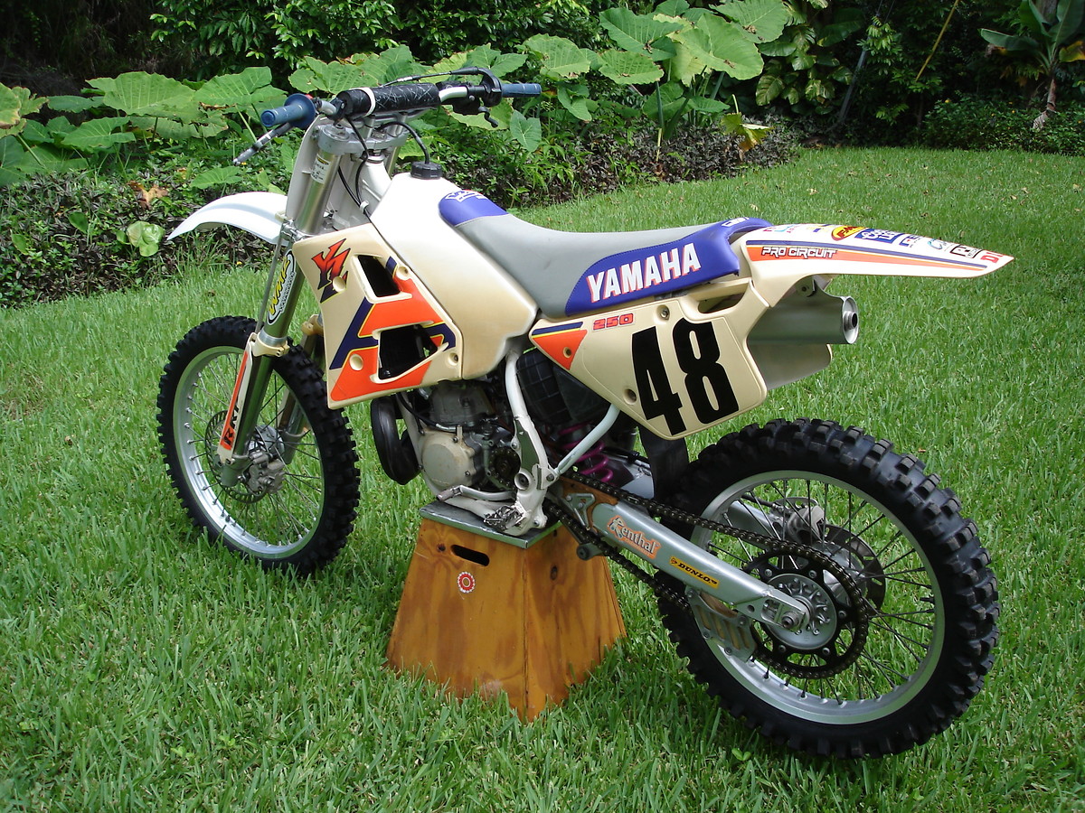 92 YZ250 rebuild - Bradshaw replica - Old School Moto - Motocross ...