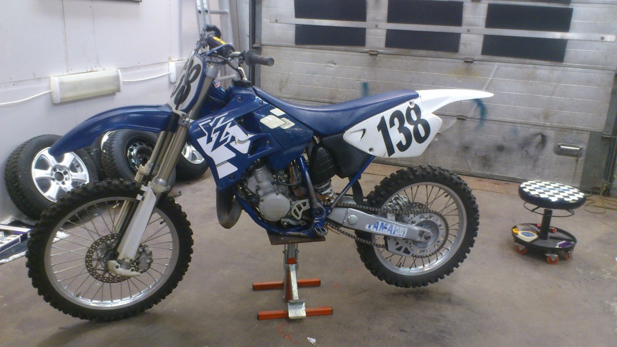 Anyone building a trick 99-01 YZ125? - Old School Moto - Motocross ...