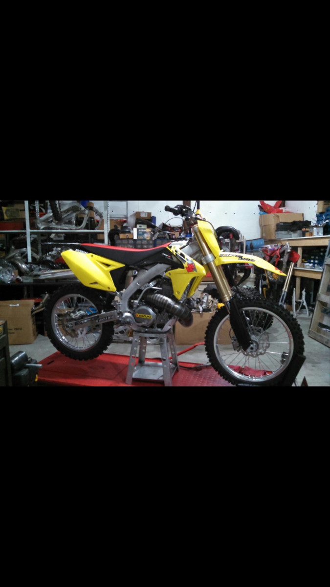 Travis Pastrana Doing Straight Rhythm On RMZilla - Moto-Related ...