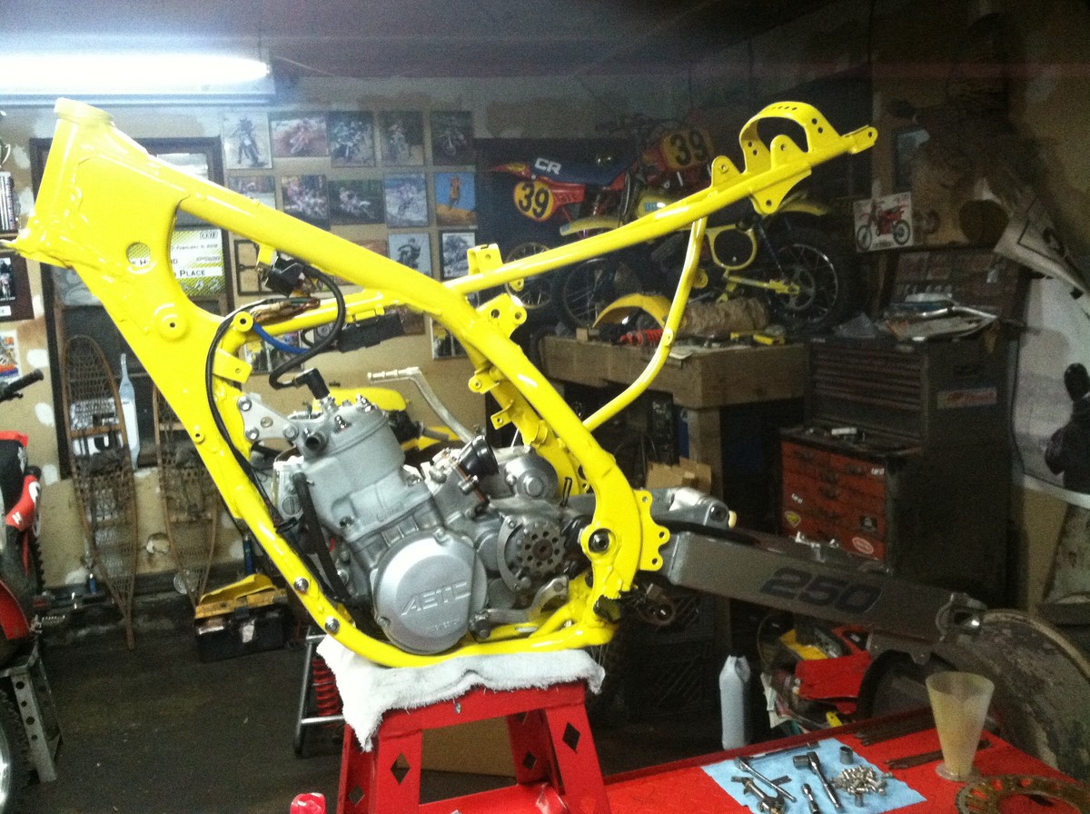 Guy Cooper's Factory 91 RM250 sx bike resto - Old School Moto ...