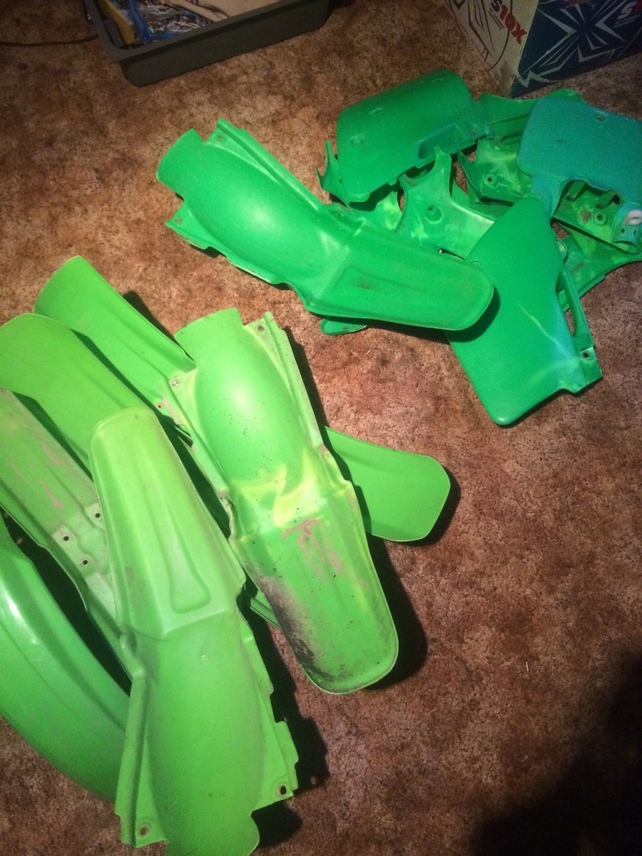 Kawasaki green compared to Flo green - Old School Moto - Motocross ...