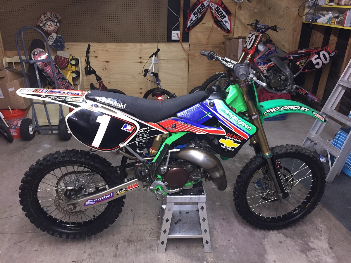 2002 Kx 125 Pro Circuit Simple Green (re vamp) - Bike Builds ...