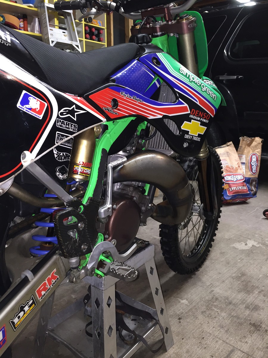 2002 Kx 125 Pro Circuit Simple Green (re vamp) - Bike Builds ...