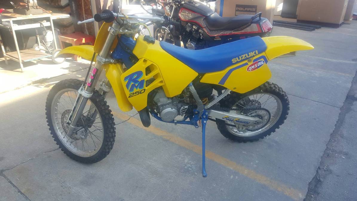 1992 RM 250 find....build....refresh... - Old School Moto - Motocross ...