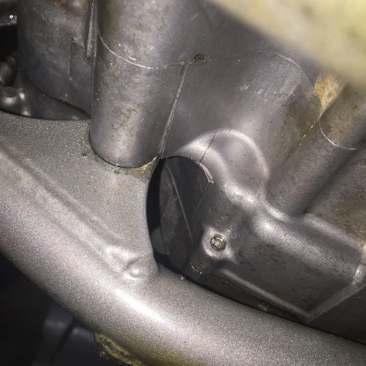 Cracked crank case - Tech Help/Race Shop - Motocross Forums / Message ...