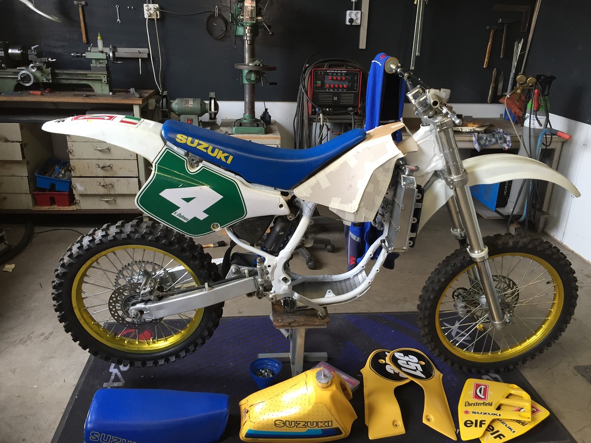 **NEW PROJECT** Suzuki rm 250 1992 alloy fuell tank!! - Old School Moto ...