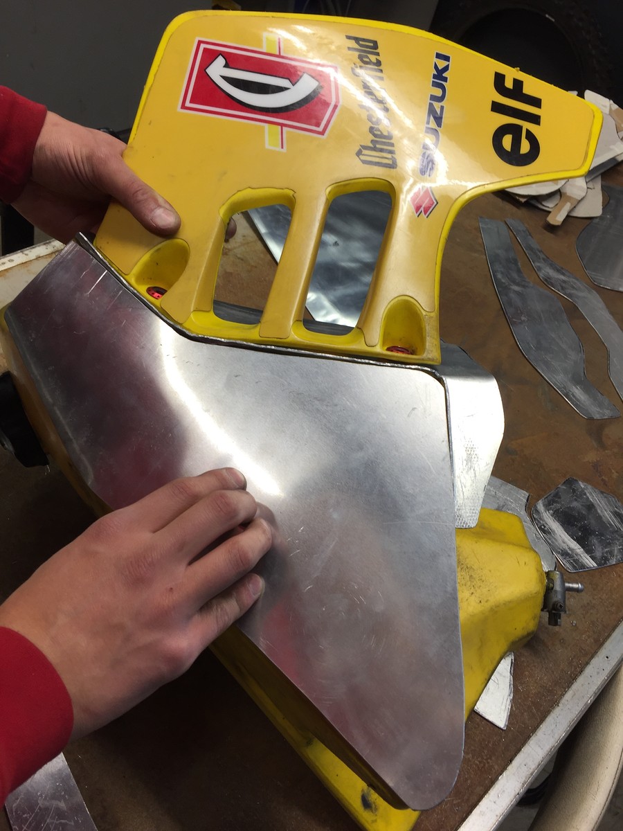 **NEW PROJECT** Suzuki rm 250 1992 alloy fuell tank!! - Old School Moto ...