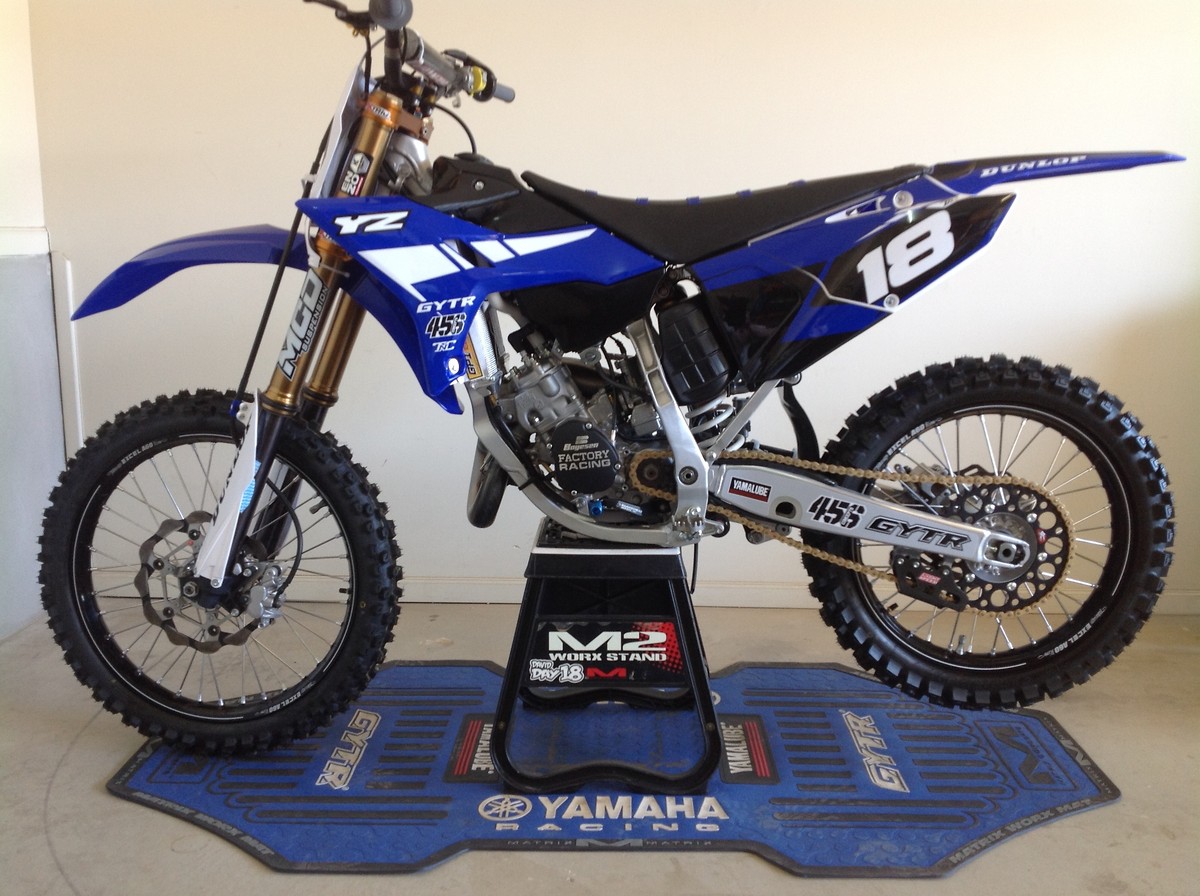 2008 YZ125 rebuild with R-Tech restyle plastics - Bike Builds ...