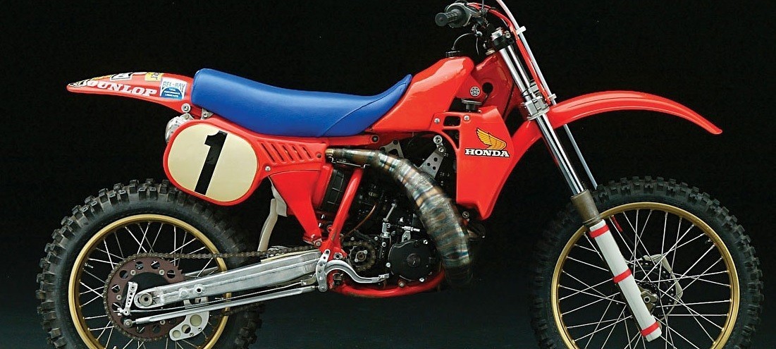 Twenty years since Doug Henry catapulted the Yamaha YZF 400 into the ...
