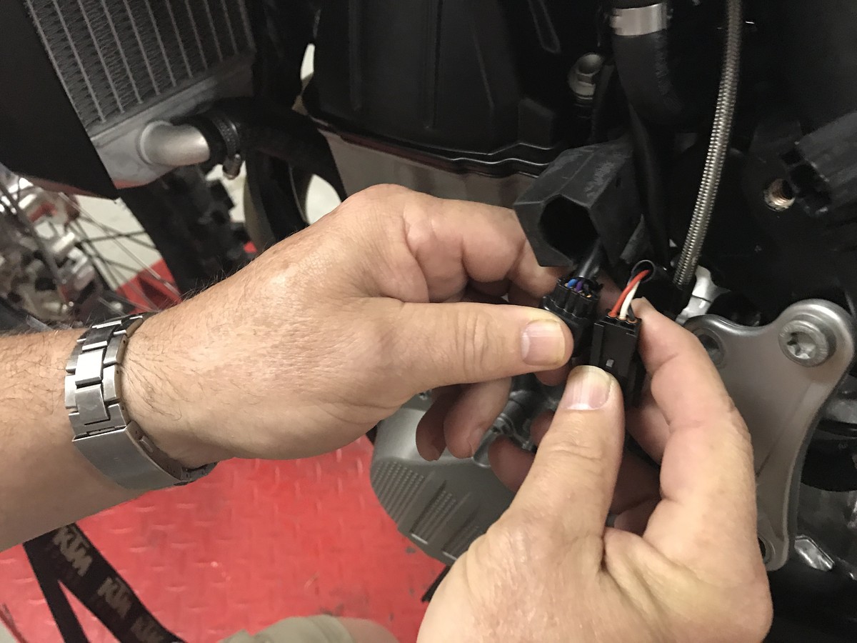 HELP! 17 KTM 450 SXF ECU Wiring - Moto-Related - Motocross Forums ...