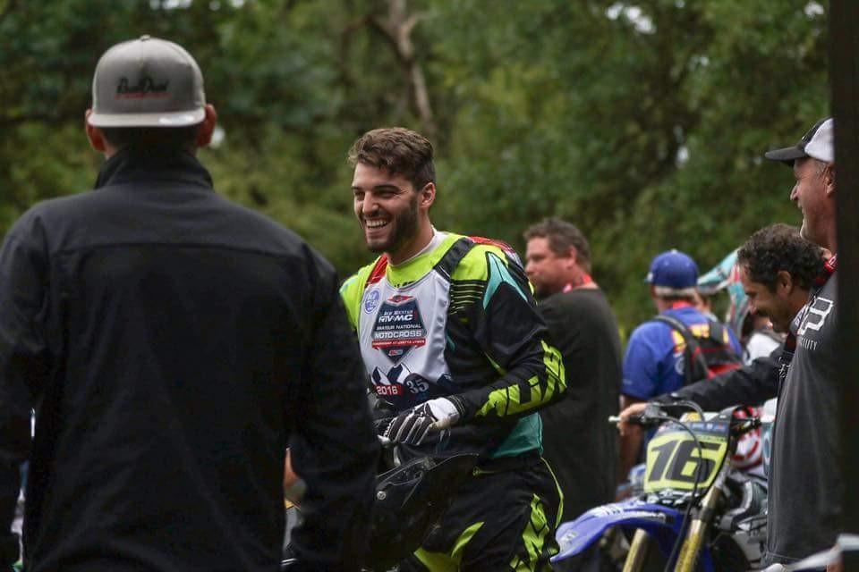 My little brothers first Pro race - Attempt to qualify - Moto-Related ...