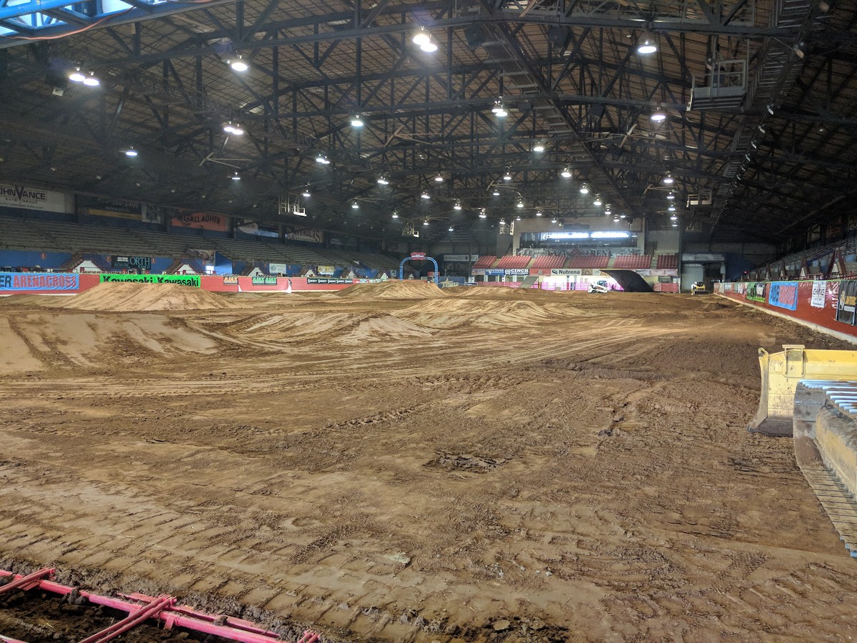 Lazy E arenacross - Moto-Related - Motocross Forums / Message Boards ...