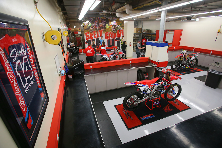 Looking for a guesstimate cost of a 4 rider Supercross Team to a 4 ...