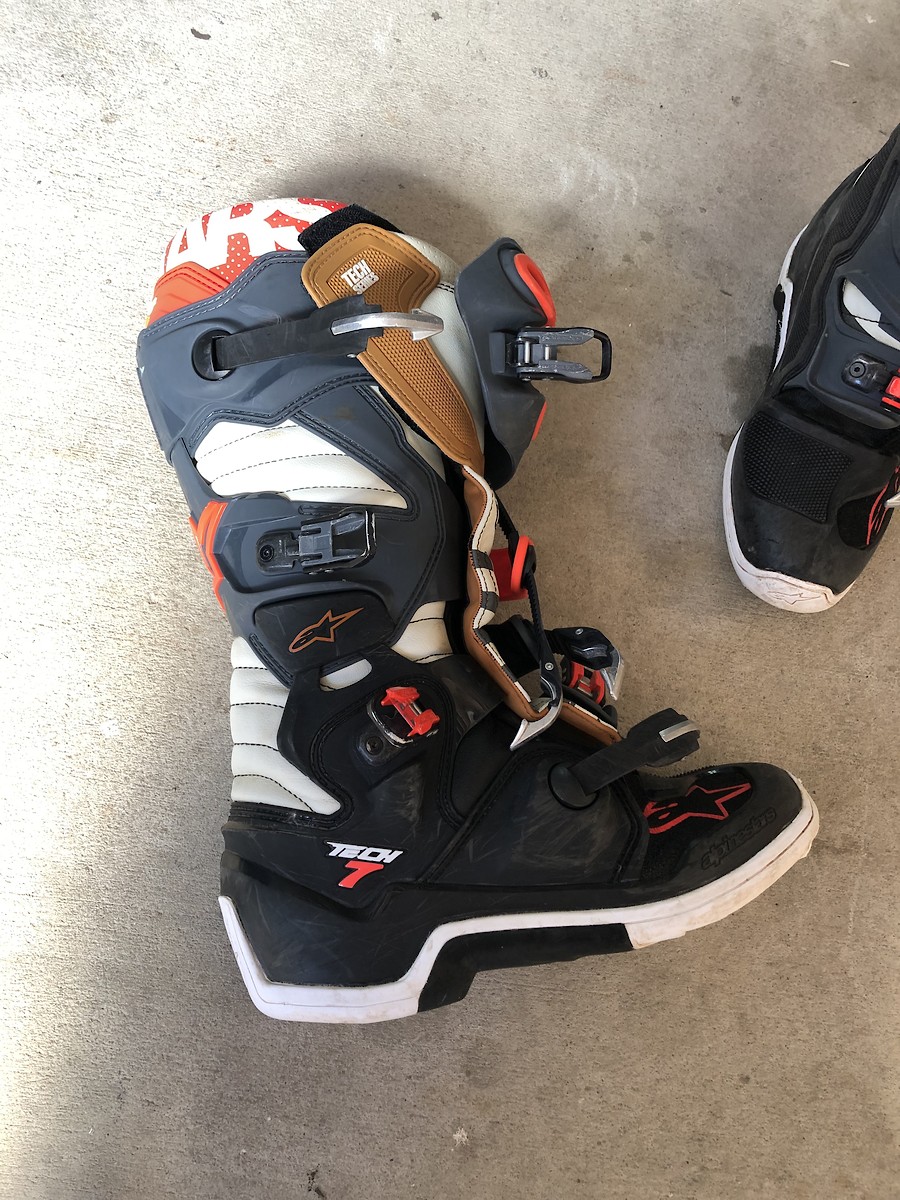 Tech 7 Alpinestars size 11 limited edition - For Sale/Bazaar ...