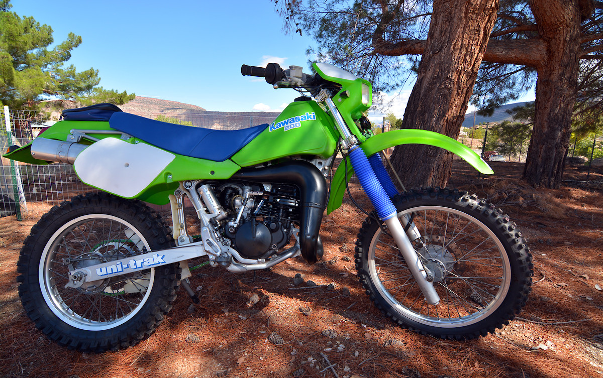 The History of Kawasaki's KDX175/KDX200 1980-2006 - Moto-Related ...