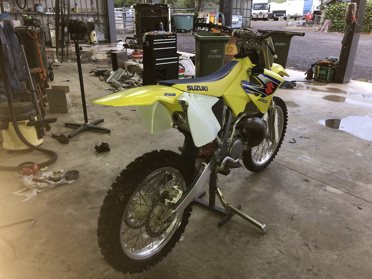 2006 RM250 Barn Find Build - Bike Builds - Motocross Forums / Message ...