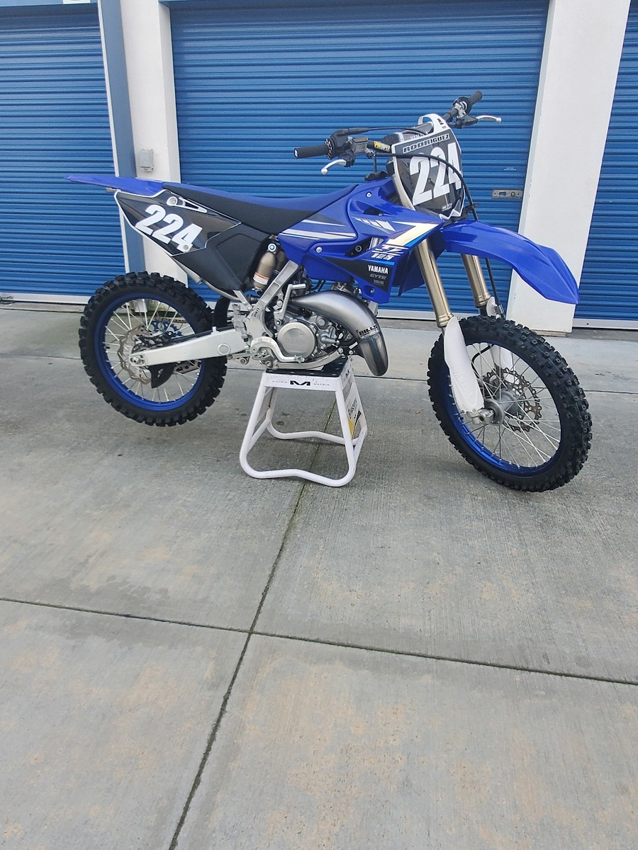 Trade my 2020 YZ125 blue rim wheelsets for black or clear anodized ...