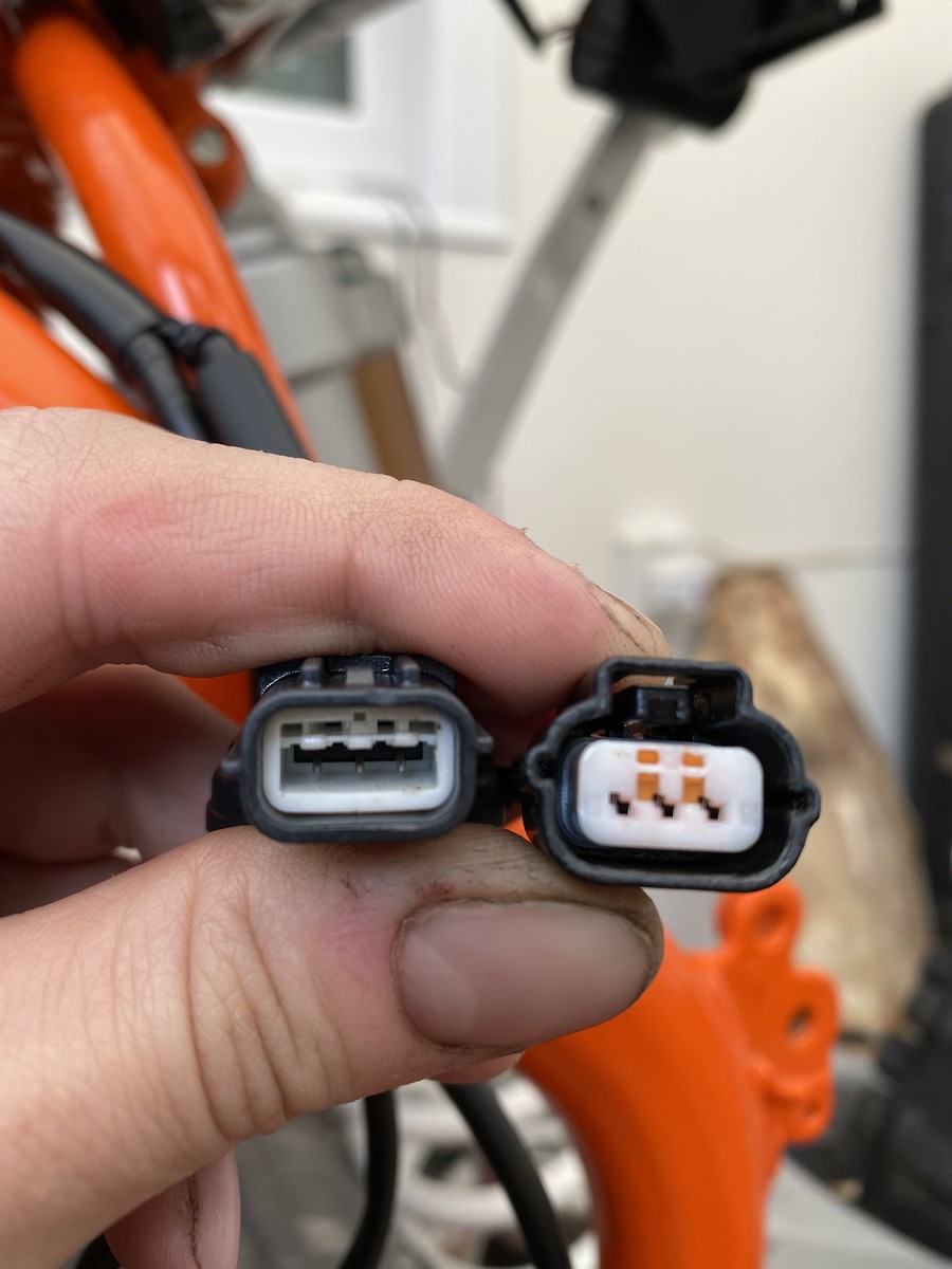 KTM 2019 250sxf throttle body connectors HELP - Tech Help/Race Shop ...