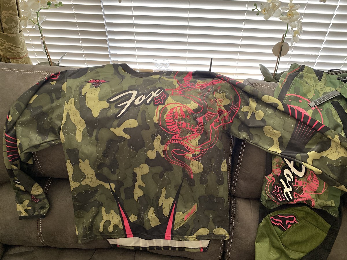 Women’s Fox Gear - For Sale/Bazaar - Motocross Forums / Message Boards ...