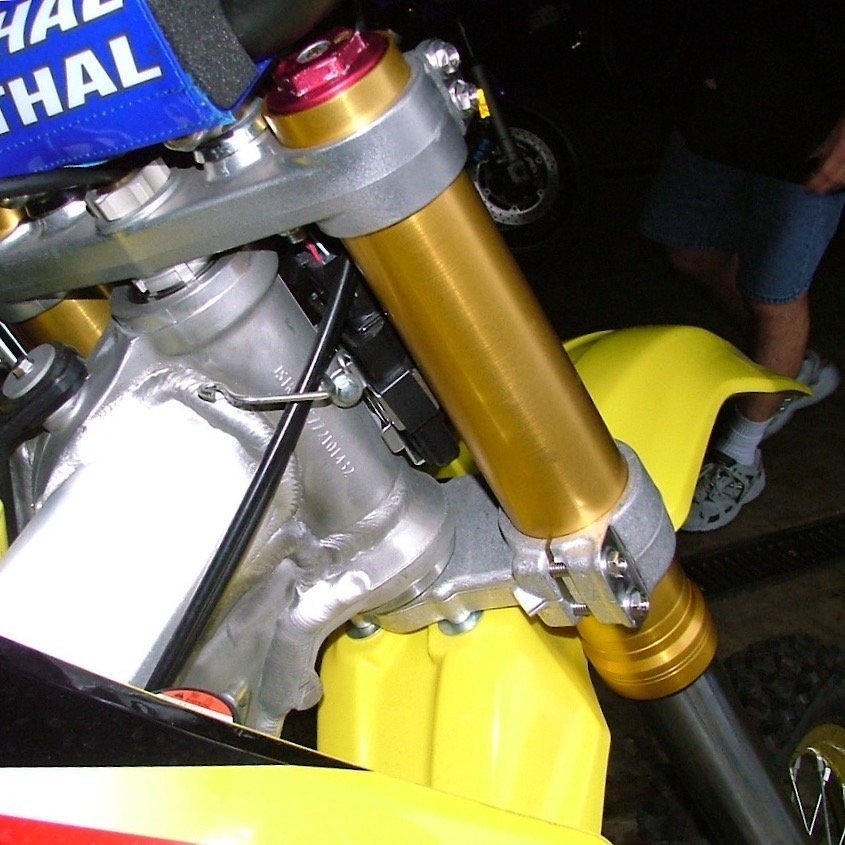 Anyone know anything about these experimental front forks? - Moto ...