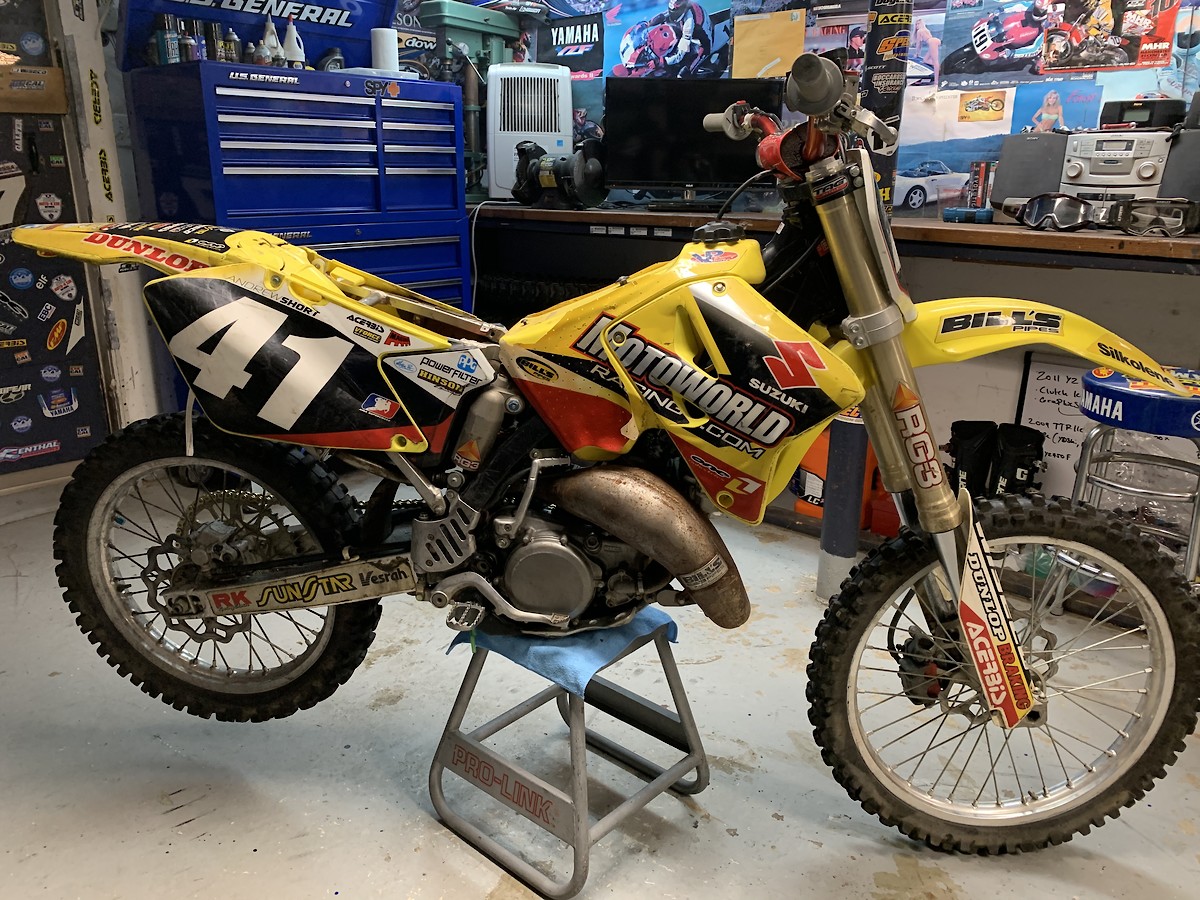Andrew Short's 2003 Motoworld Suzuki RM125 Build - Bike Builds ...