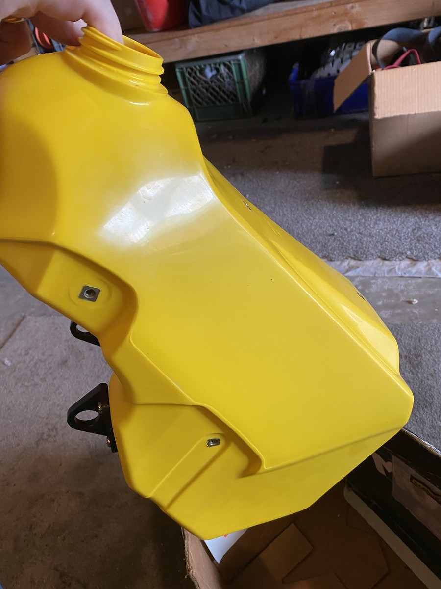 ISO 1996 RM250 NOS OEM Fuel Tank - For Sale/Bazaar - Motocross Forums ...