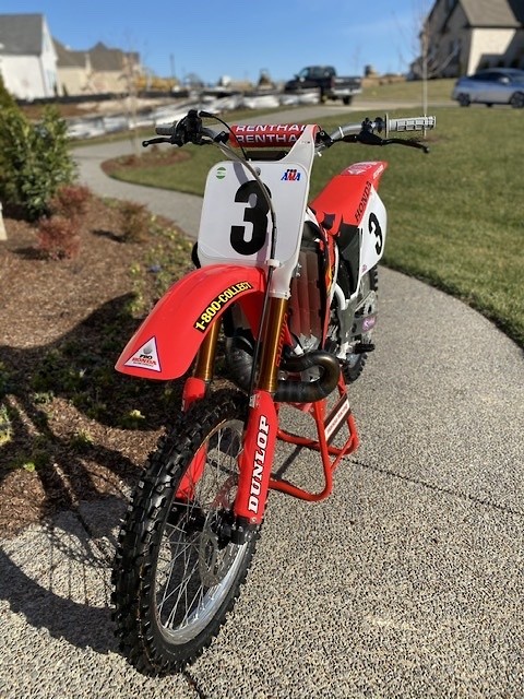 1995 Cr250 McGrath replica built to race - Bike Builds - Motocross ...