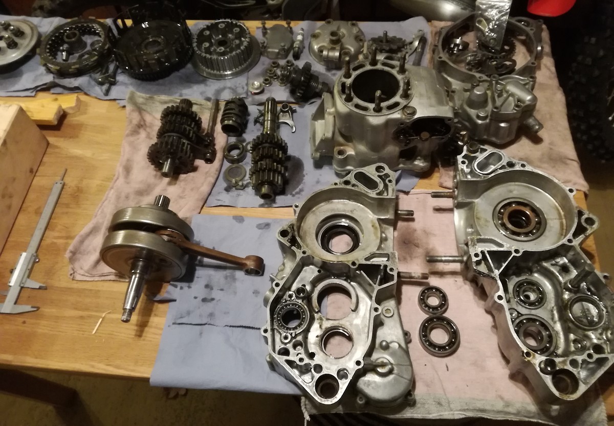 99 CR 250 Engine Rebuild - Bike Builds - Motocross Forums / Message ...