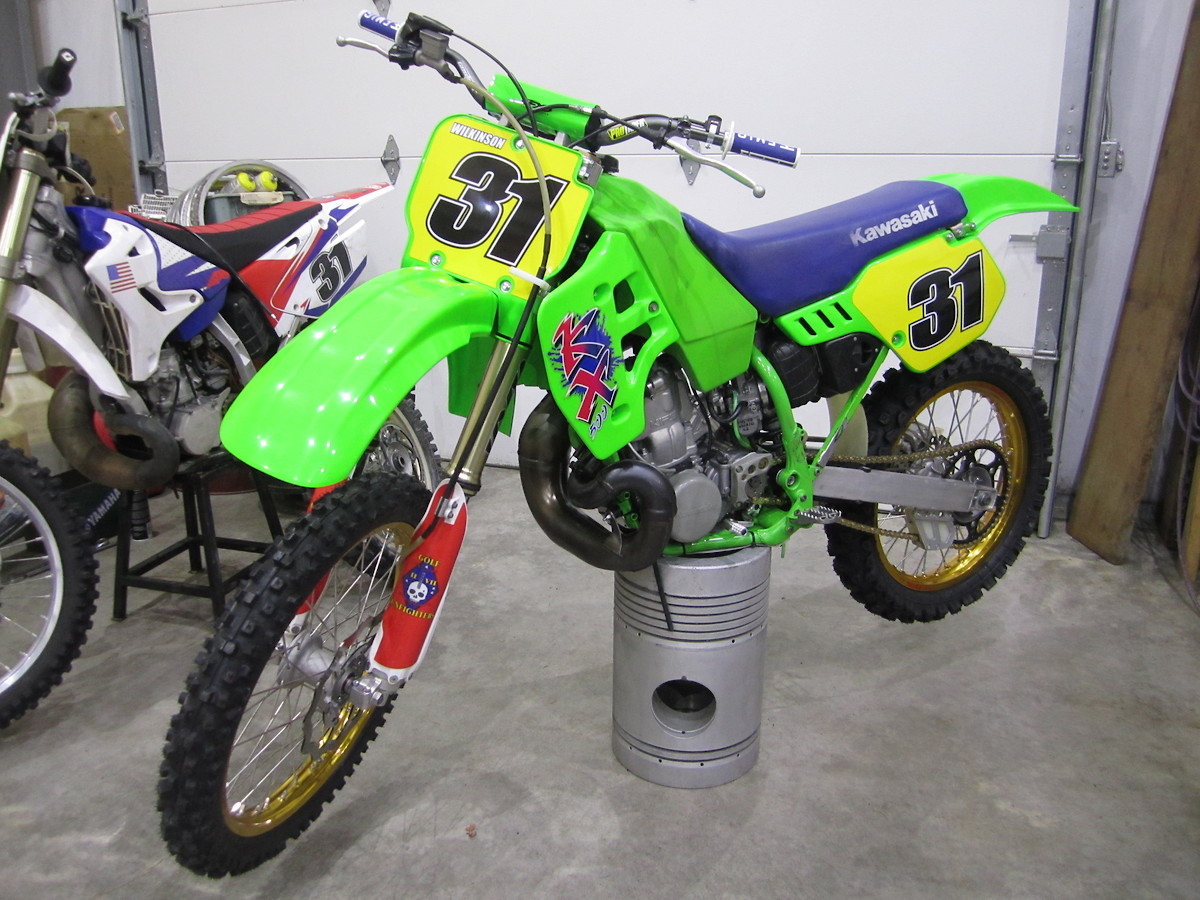 1990 KX500 Classic Looks & Modern Handling ? - Bike Builds - Motocross ...