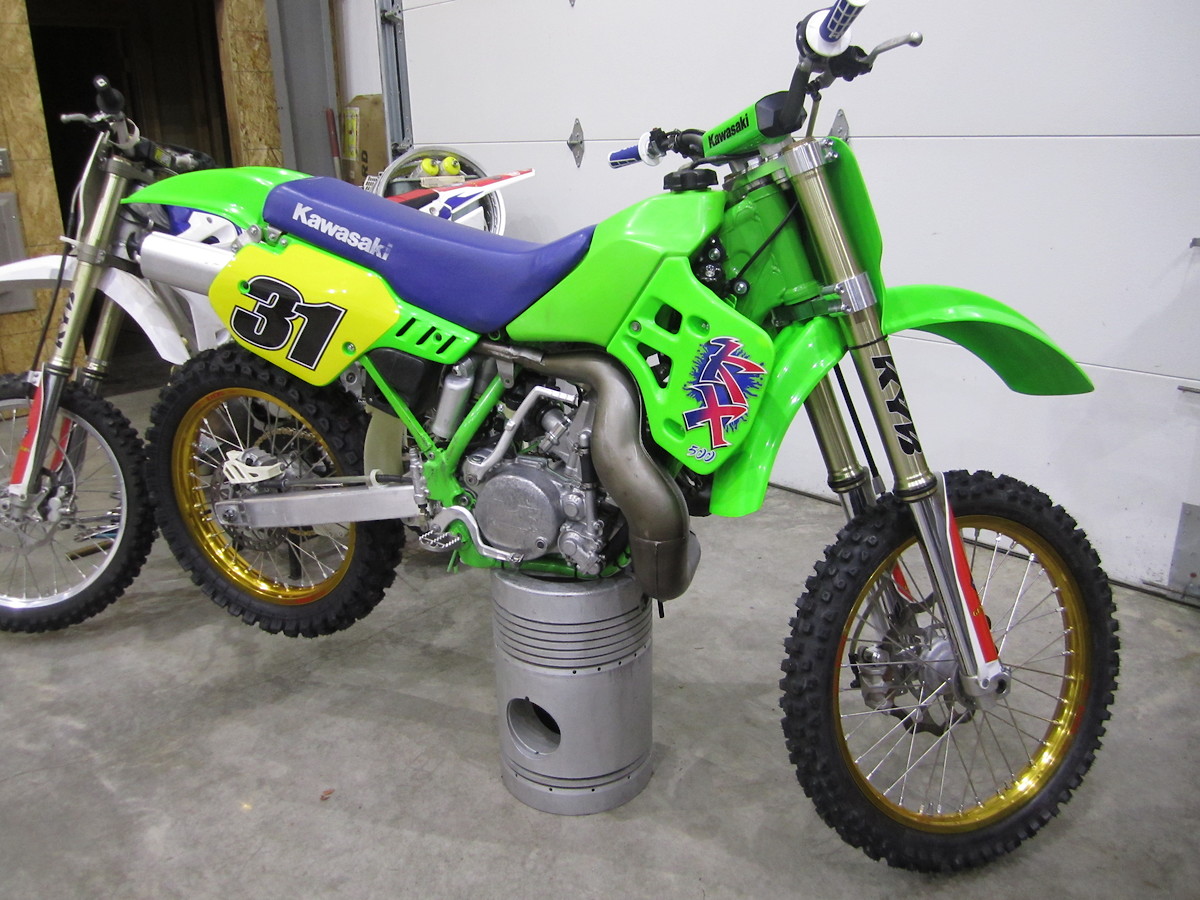 1990 KX500 Classic Looks & Modern Handling ? - Bike Builds - Motocross ...