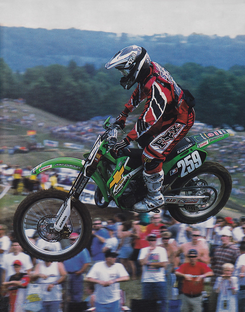 Travis Pastrana vs James Stewart 125cc 2002 - Moto-Related - Motocross ...