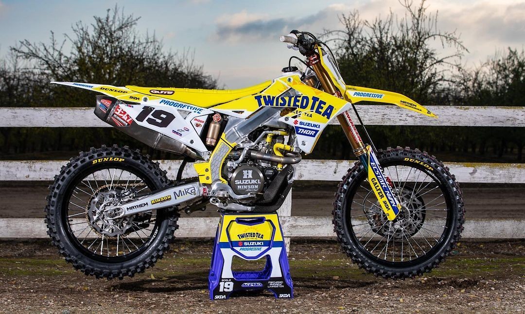 2022 Race Prep w/ Twisted Tea Suzuki Progressive Insurance - Moto ...