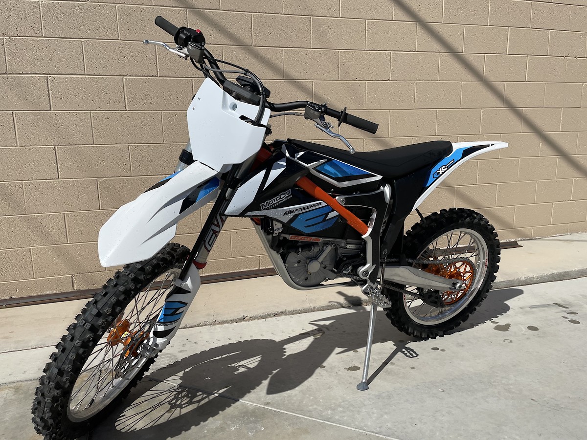 KTM Electric Supermini Competitive in SoCal MX - Moto-Related ...
