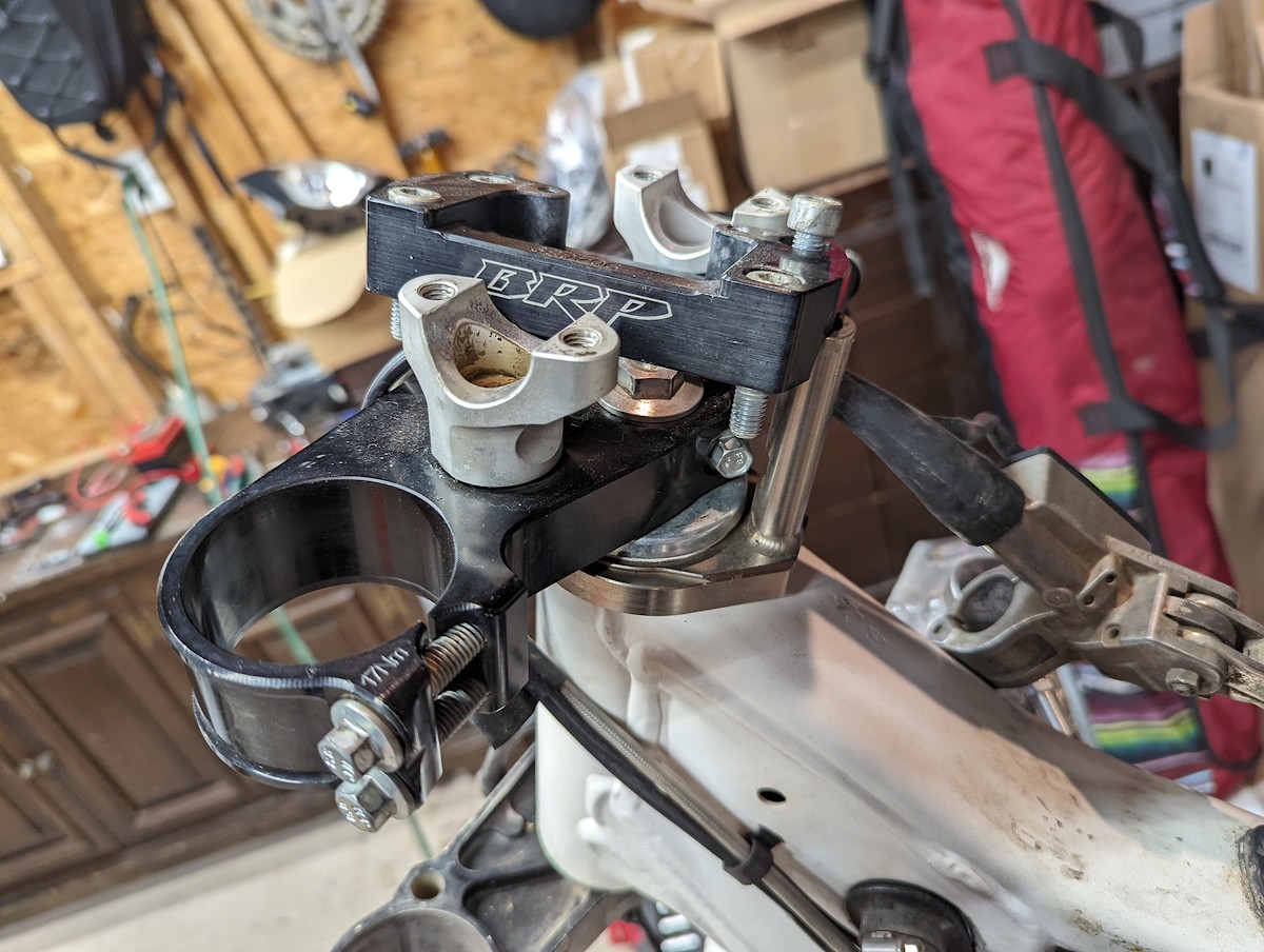 Parts for sale: AER Internals, stabilizer parts (BRP), shock spring ...