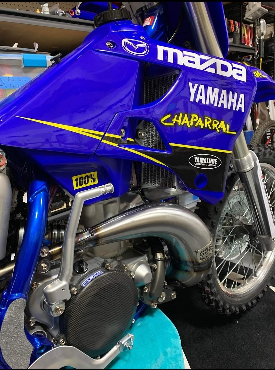 Tribute build of the KING'S 02' Bud Light YZ250 - Bike Builds ...