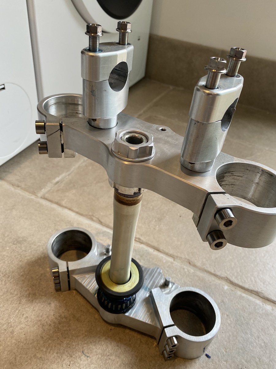 YZ125/YZ250 96-01 Ohlins forks and Emig Racing Clamps and more - For ...