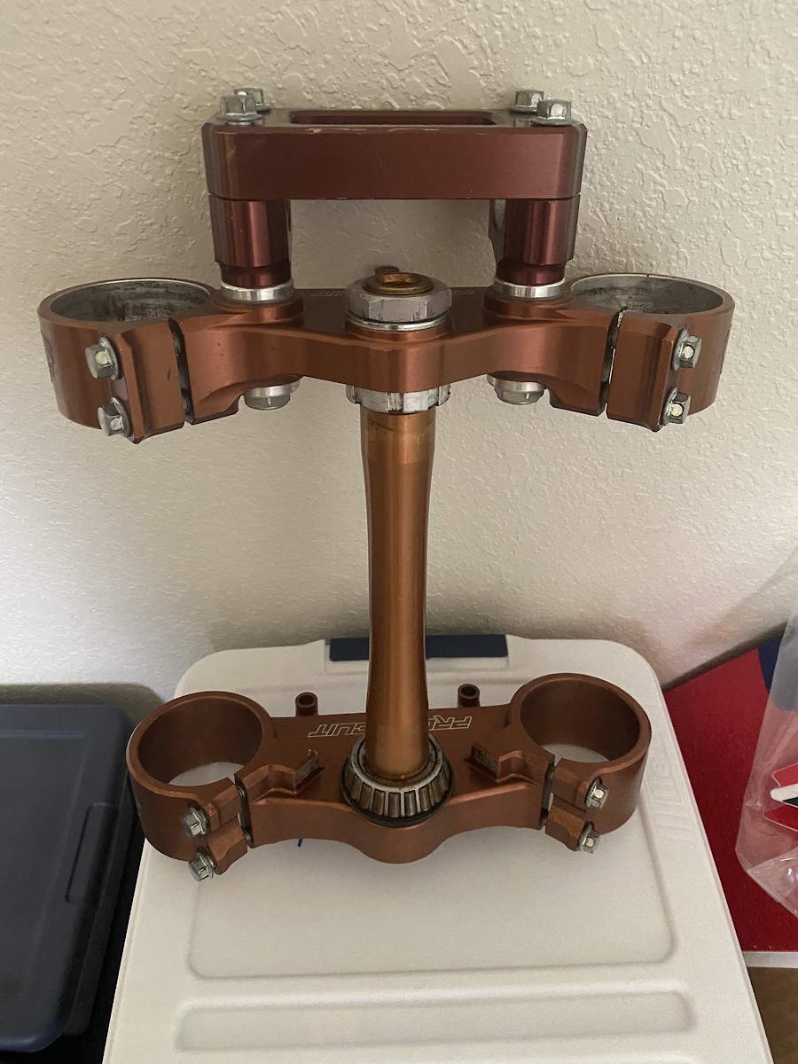 Pro circuit triple clamps (2 sets) and emig triple clamps kx/yz - For ...