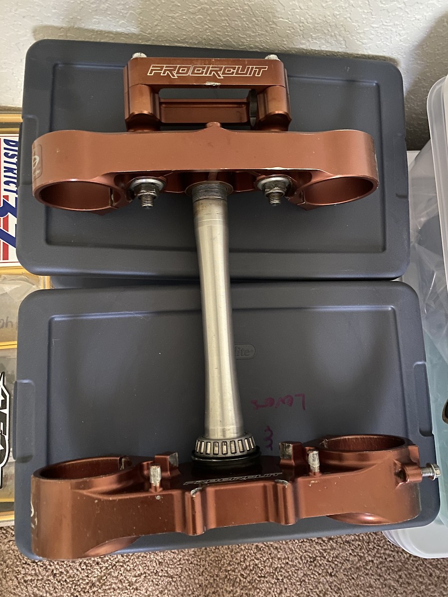 Pro circuit triple clamps (2 sets) and emig triple clamps kx/yz - For ...