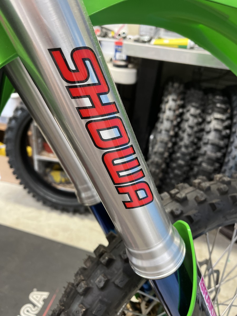 Showa forks 49mm Kxf 250/450. Crf. $2,200 shipped USA - For Sale/Bazaar ...