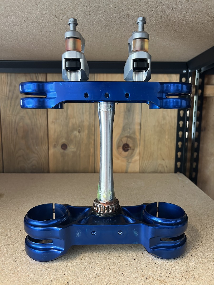 FS - WP blue split clamps PHDS mounts - For Sale/Bazaar - Motocross ...