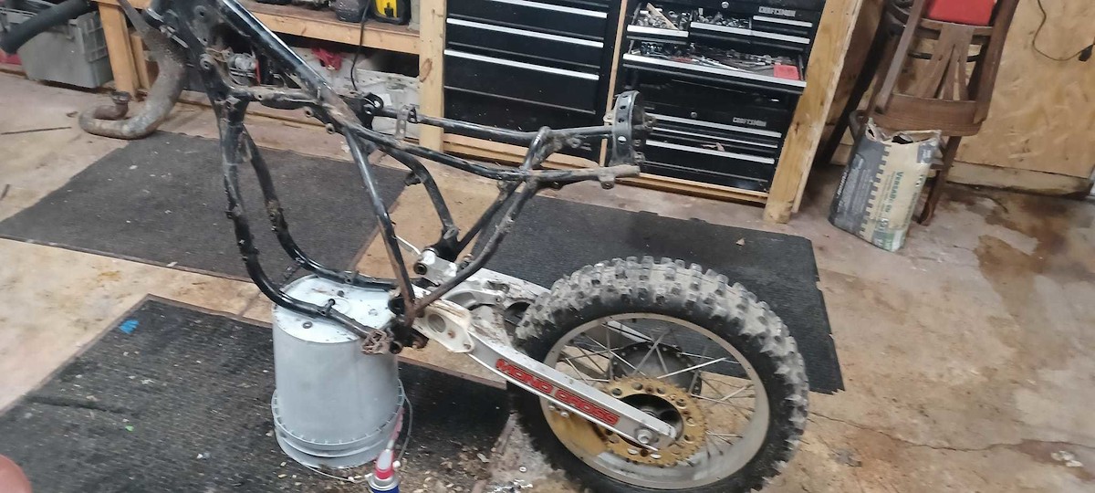 1984 Yamaha YZ490 Barn find (rebuild) - Old School Moto - Motocross ...