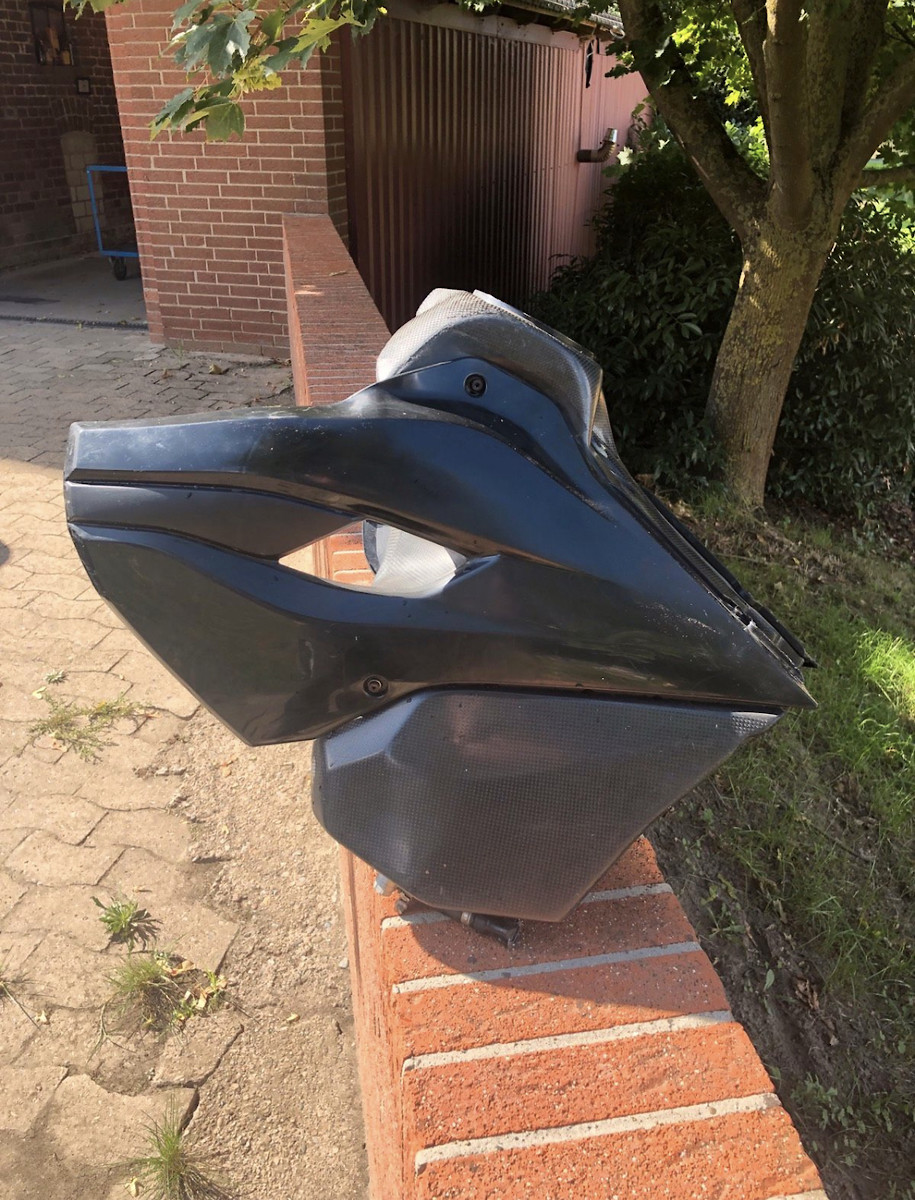 Husaberg Carbon Tank 15L Dakar - For Sale/Bazaar - Motocross Forums ...