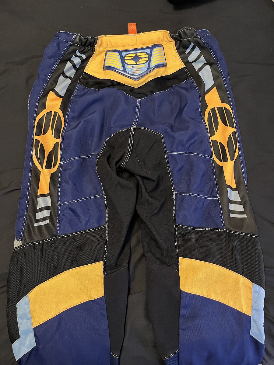 ‘01 No Fear Spectrum Gear Blue/Gold - 36/L - For Sale/Bazaar ...