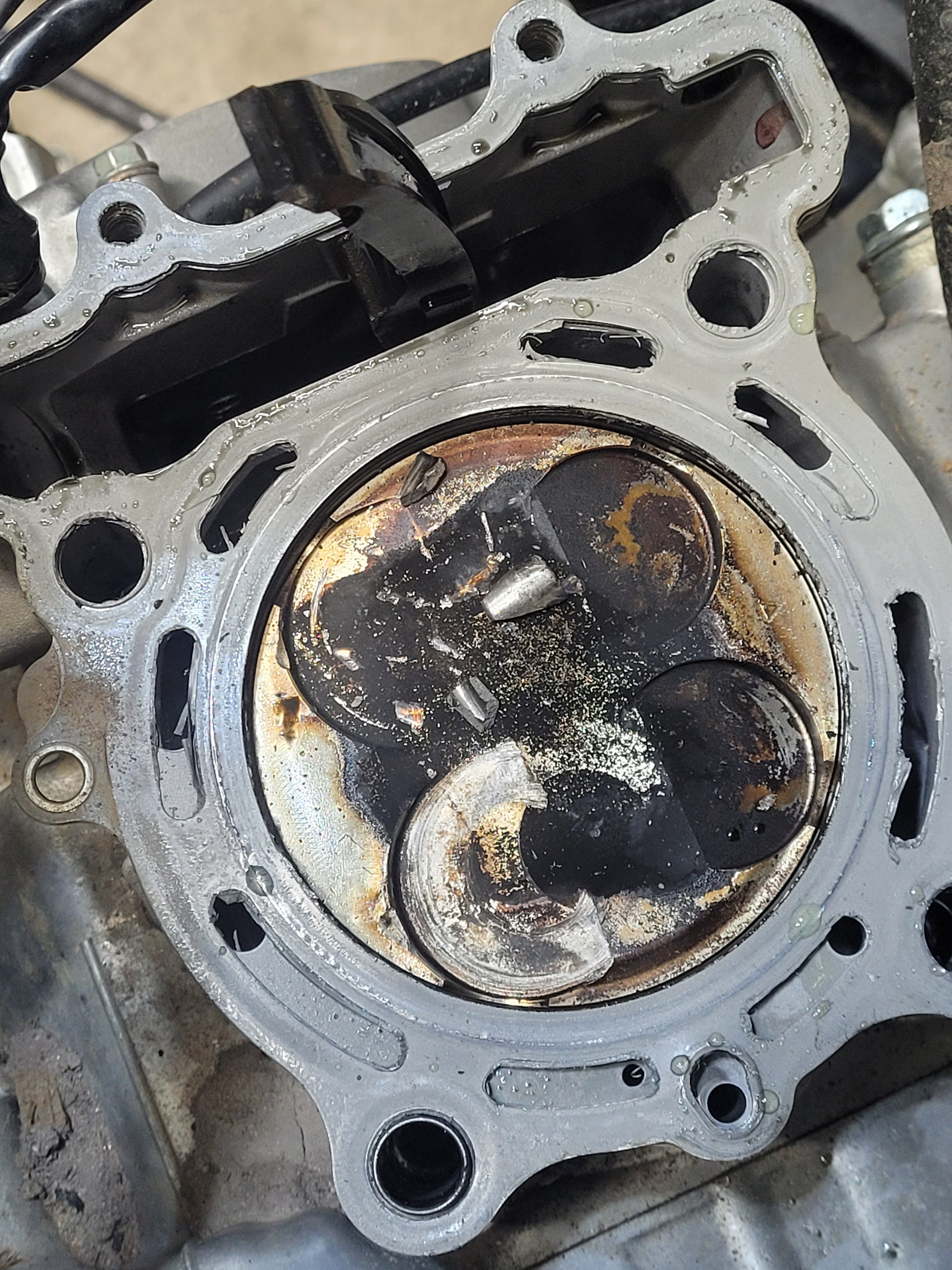 Cause of broken guide/bent valves? - Tech Help/Race Shop - Motocross ...