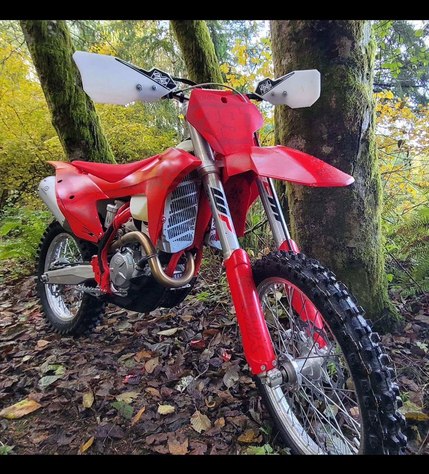 Matte Graphics vs Glossy Graphics - Moto-Related - Motocross Forums ...