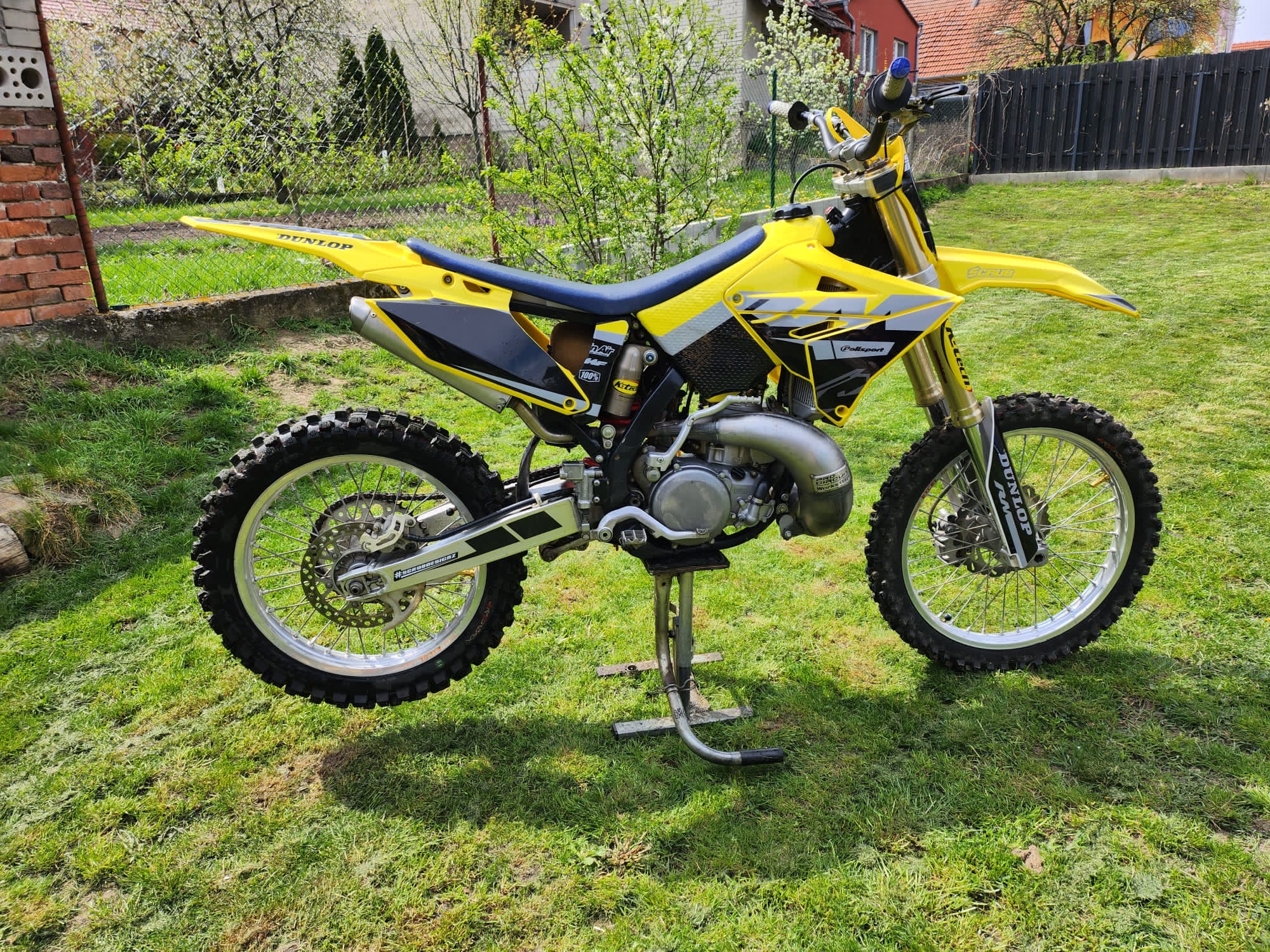 Suzuki RM 250 2007 restyle kit template - Tech Help/Race Shop ...